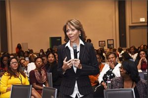 About - Dr. Robin Smith